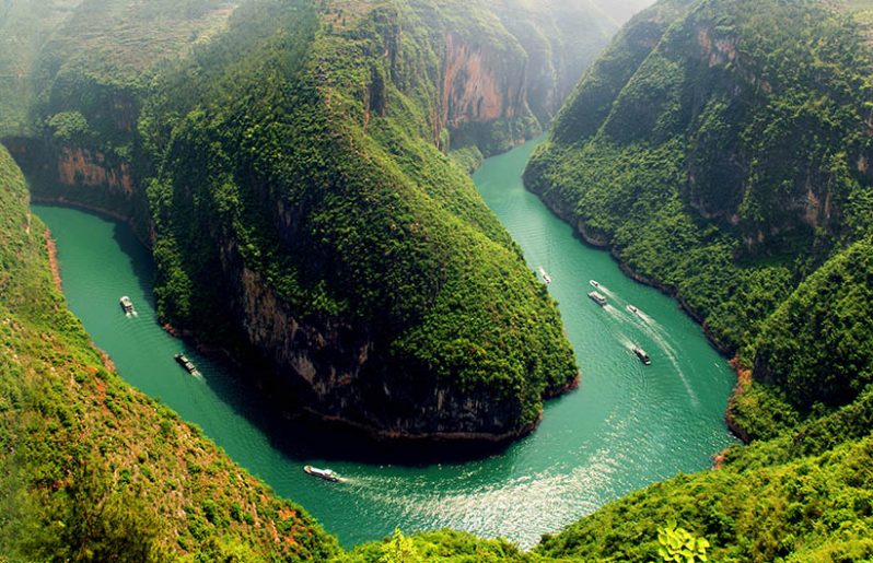 Enjoy the Three Gorges Tour by Ferry | ichongqing